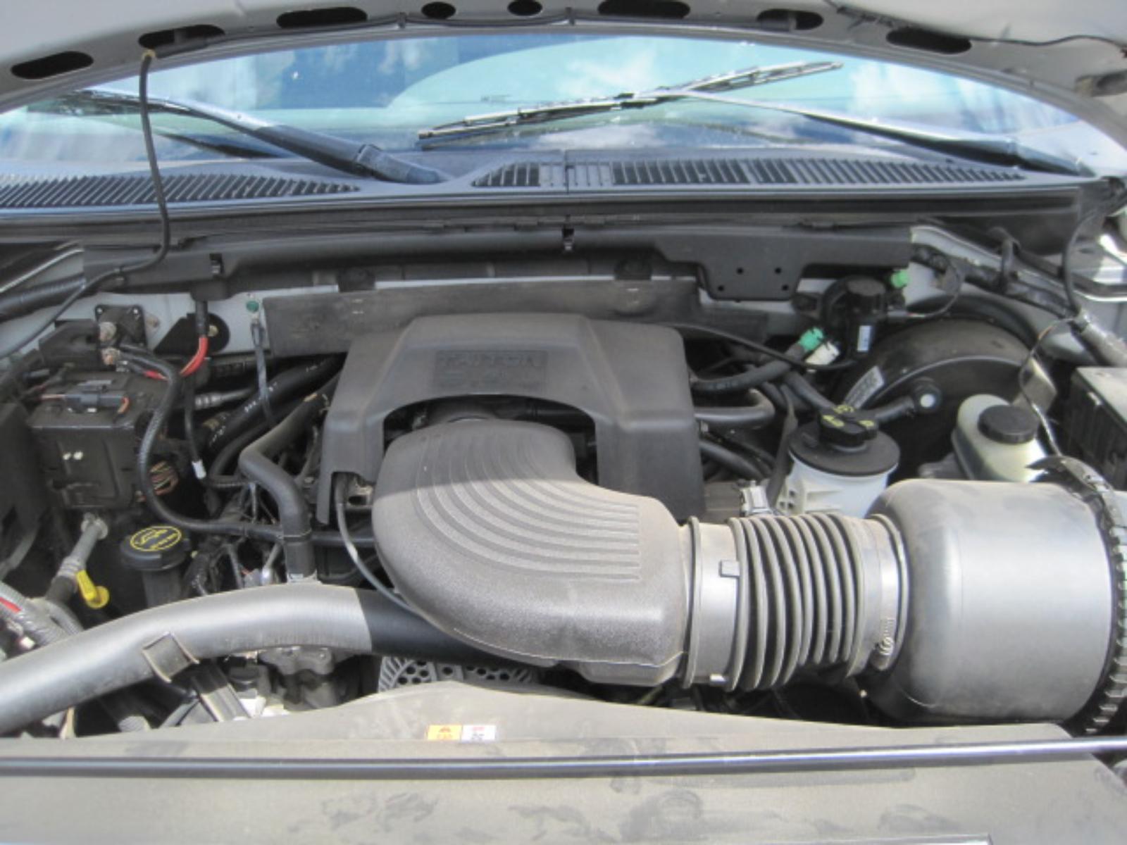 2003 Ford F150 Pickup XLT parts | AutoGator - Sacramento, CA