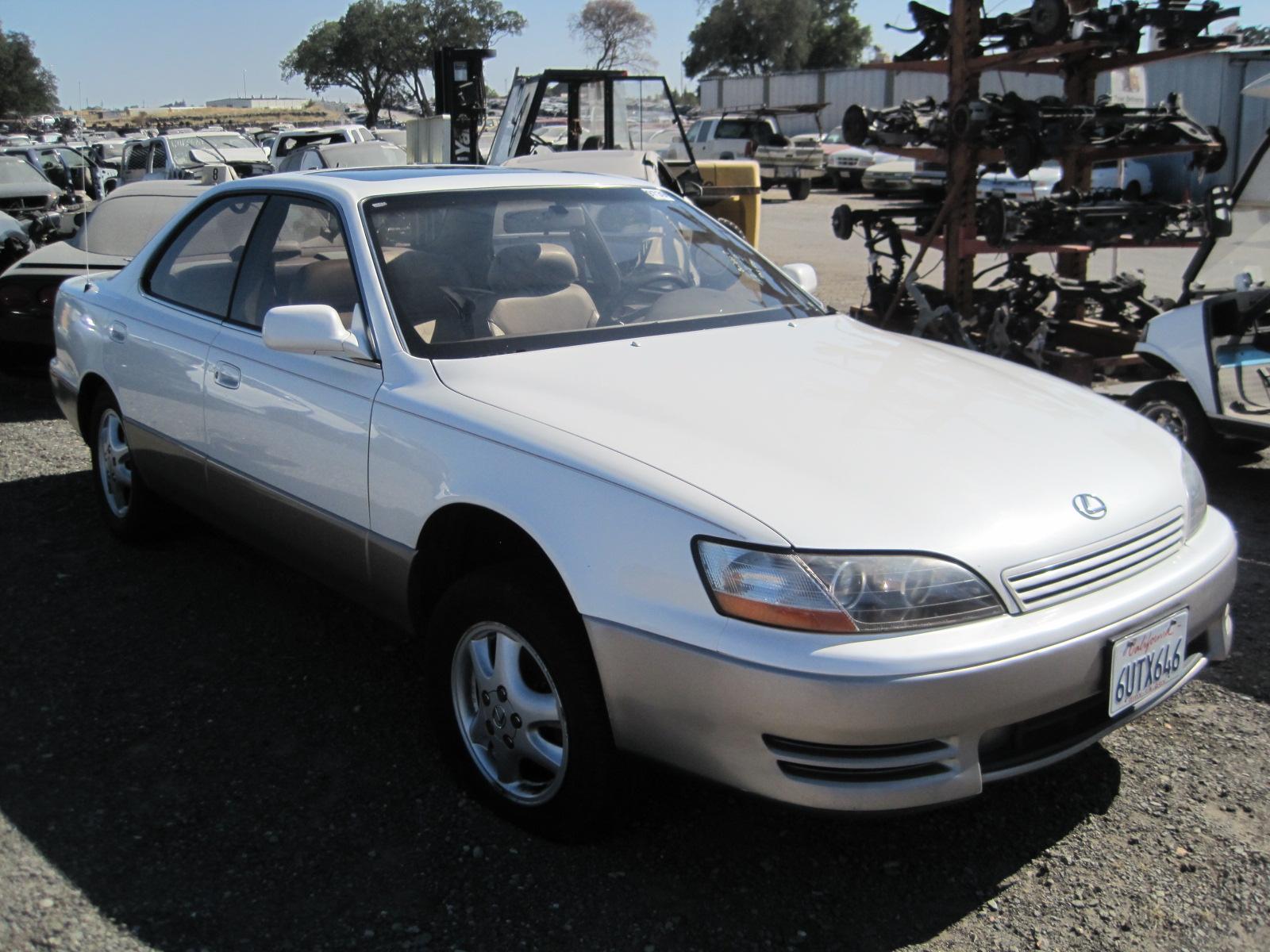 1995 Lexus ES 300 Base - Used Auto Parts for Sale | Auto Gator ...