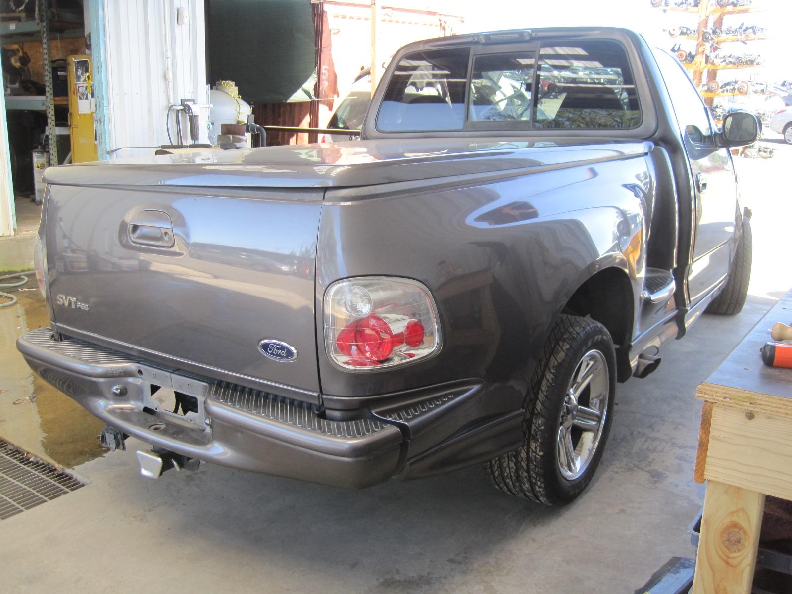 2003 Ford F150 Pickup SVT Lightning parts | AutoGator - Sacramento, CA