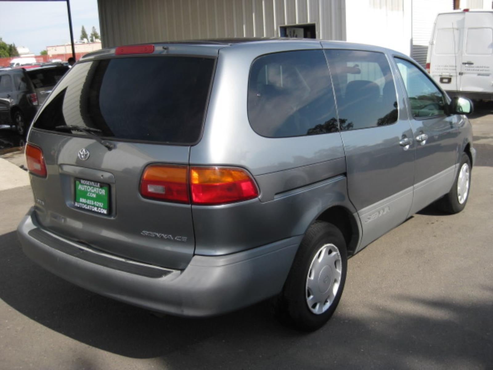 2000 Toyota Sienna CE for Sale - Stk#R13400