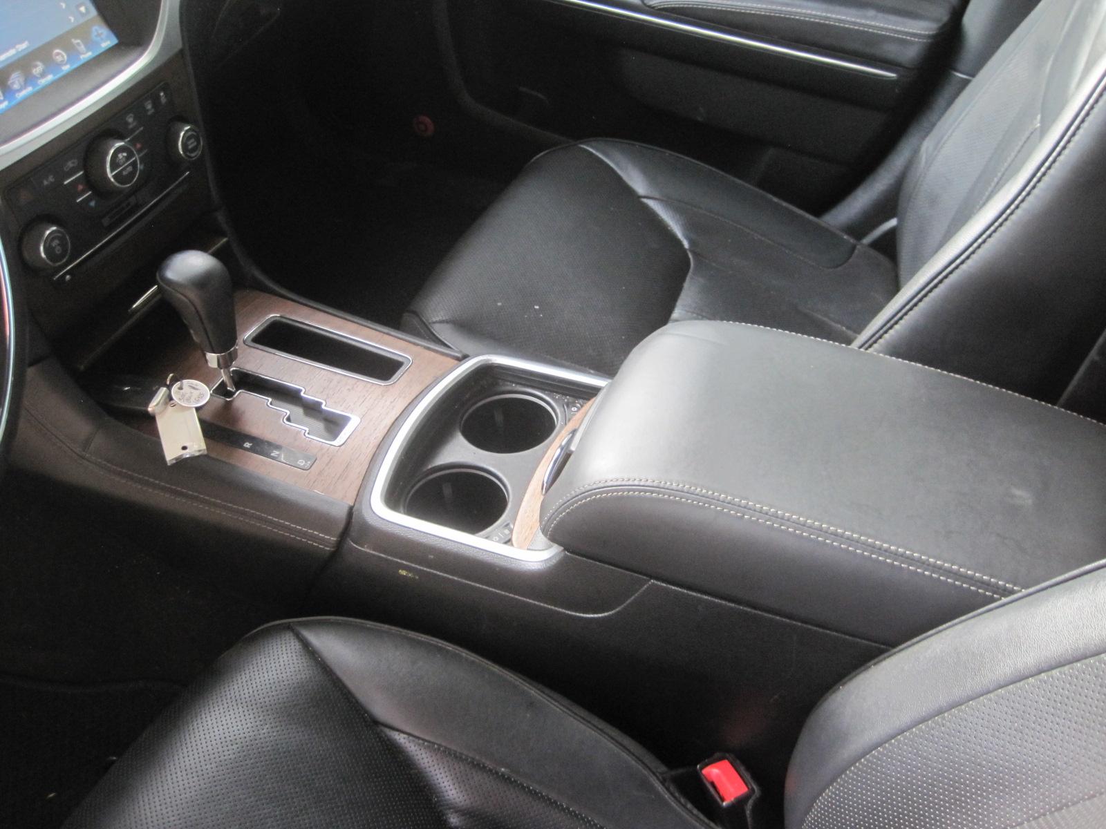 2013 Chrysler 300 Varvatos parts | AutoGator - Sacramento, CA