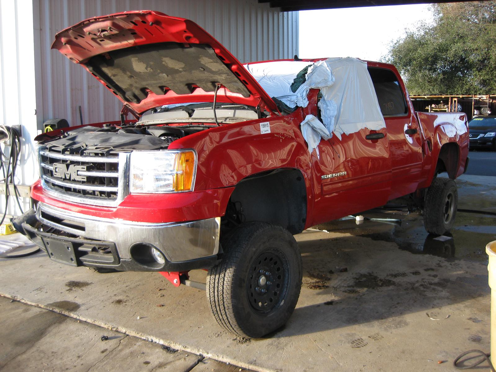 2013 GMC Sierra 1500 Pickup SLE parts | AutoGator - Sacramento, CA