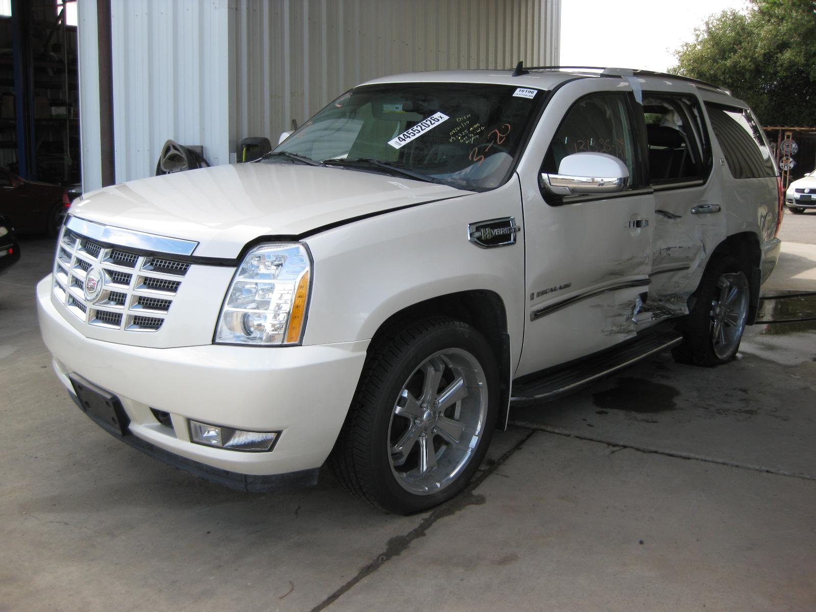 2009 Cadillac Escalade Hybrid - Used Auto Parts for Sale | Auto Gator ...