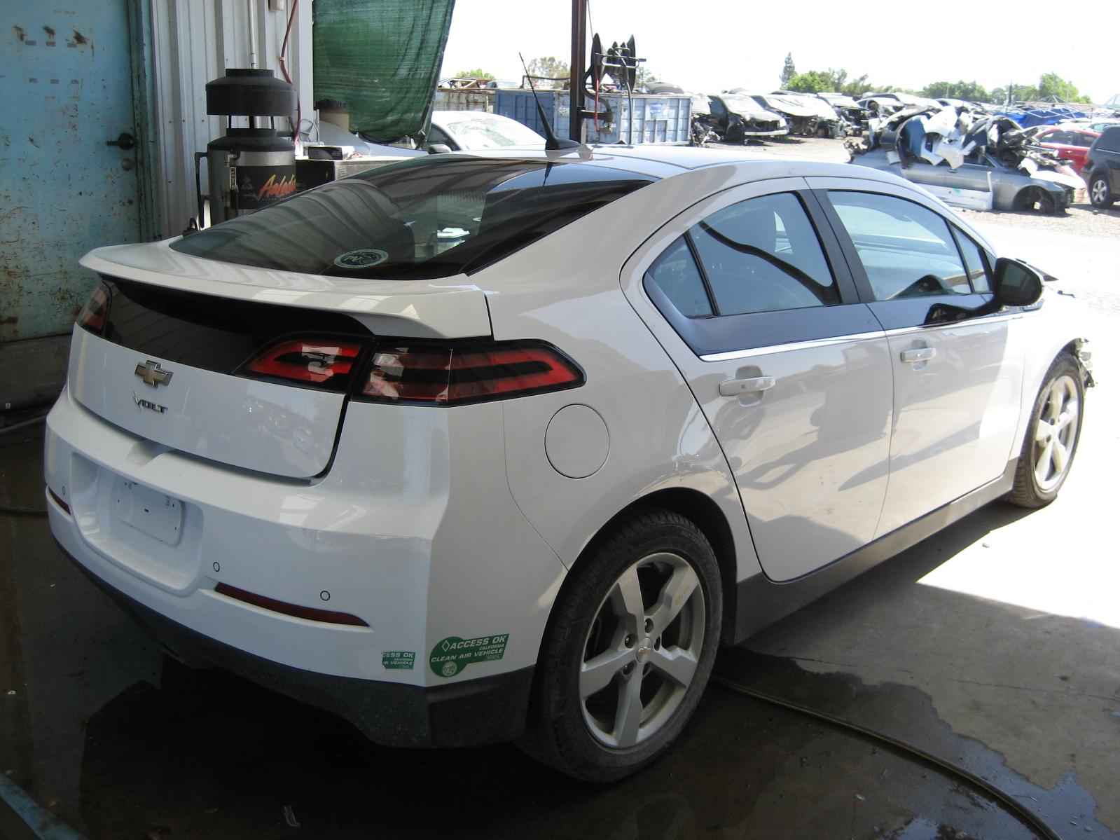 2014 Chevrolet Volt Premium w/NAV and Low Emission - Used Auto Parts ...