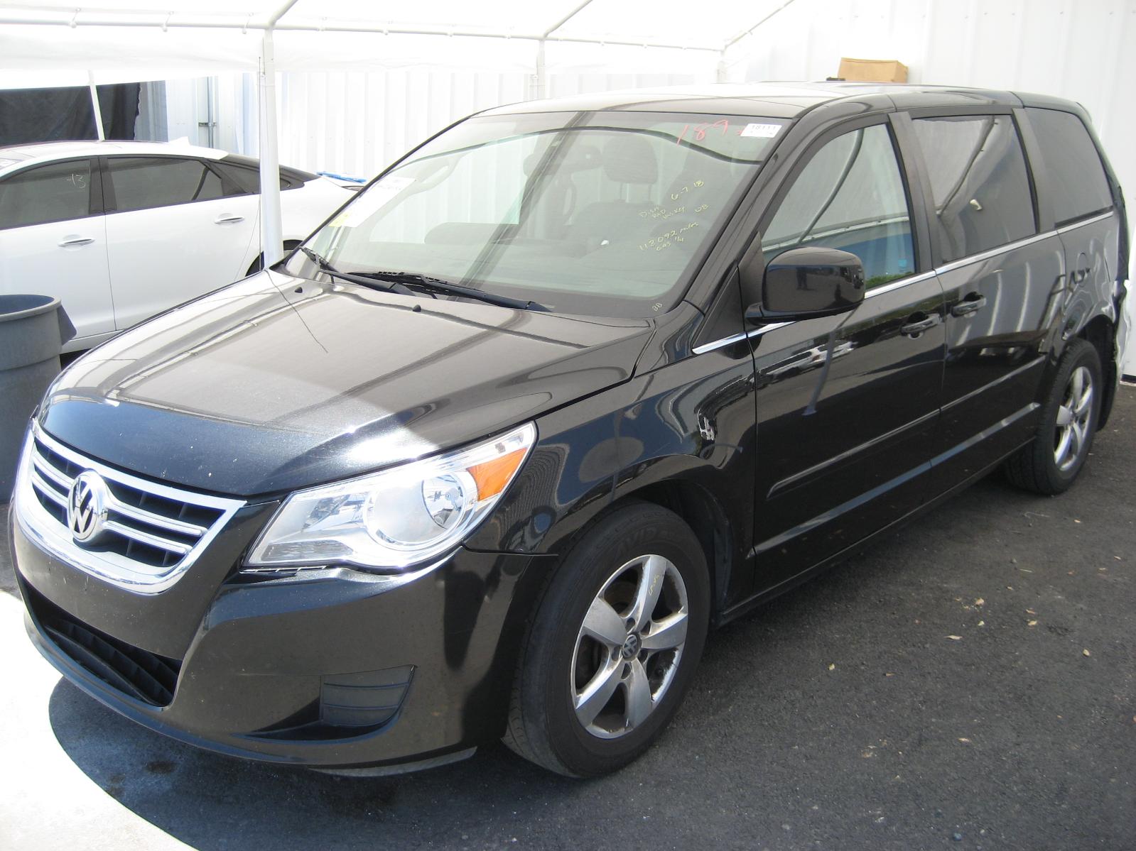 2009 Volkswagen Routan SEL - Used Auto Parts for Sale | Auto Gator ...
