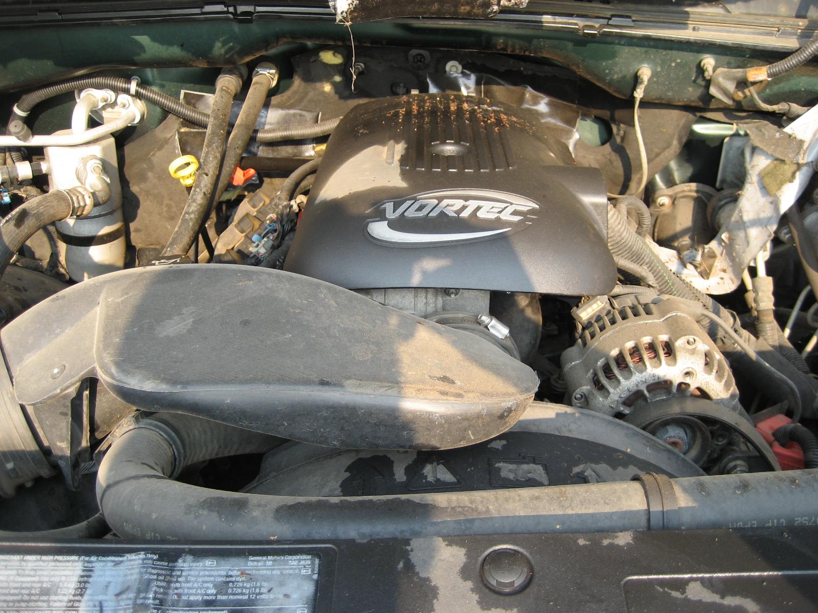 2004 Chevrolet Silverado 2500 Pickup LS parts | AutoGator - Sacramento, CA