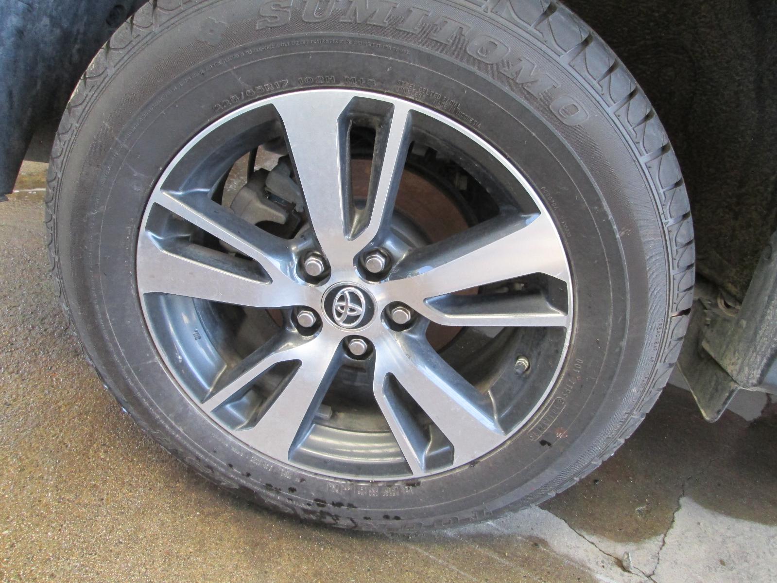 2018 Toyota Rav4 XLE - Used Auto Parts for Sale | Auto Gator ...