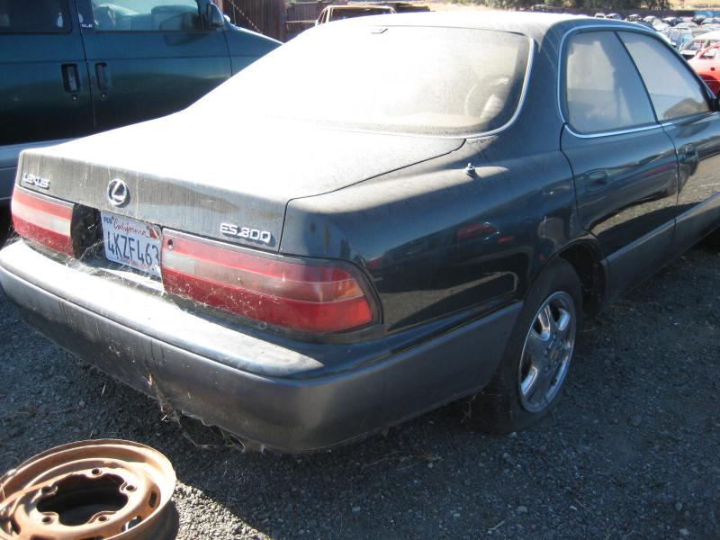 1995 Lexus ES 300 Base - Used Auto Parts for Sale | Auto Gator ...