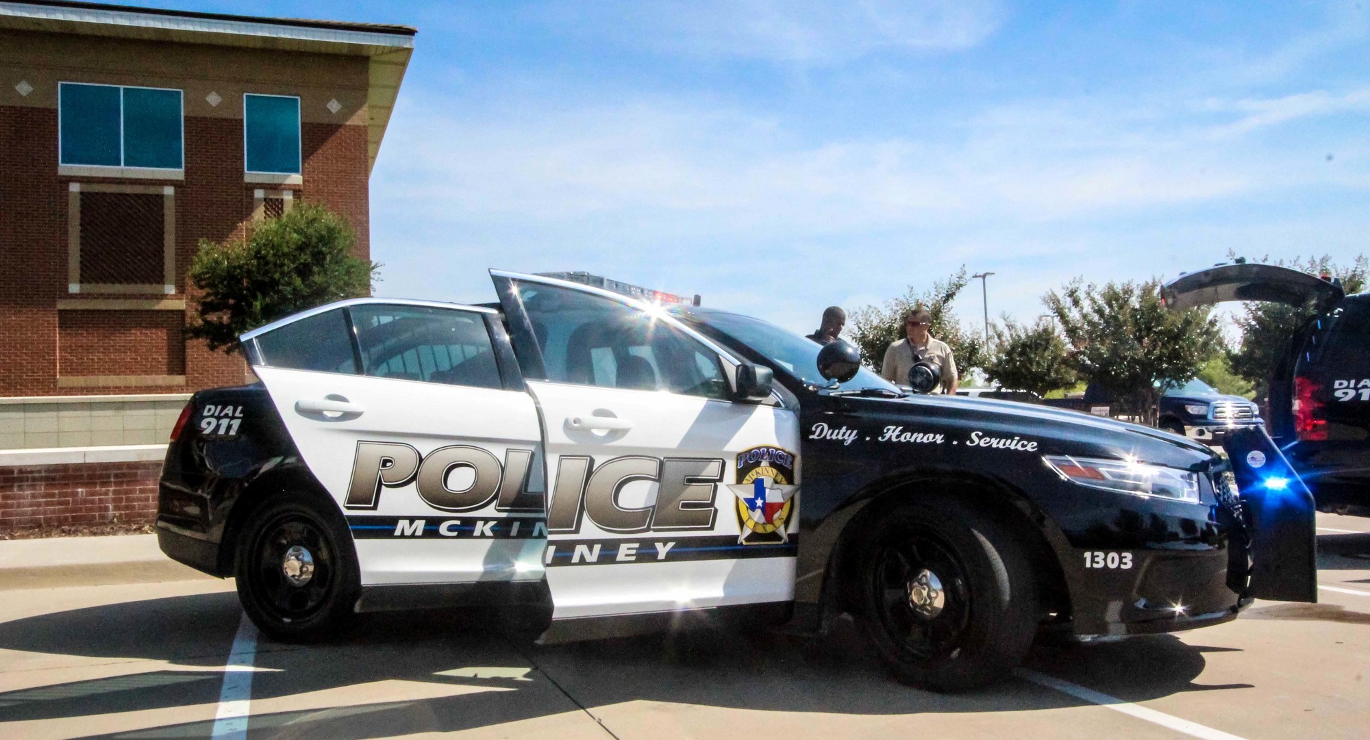 Serve Lunch to McKinney Police Department | VOMO
