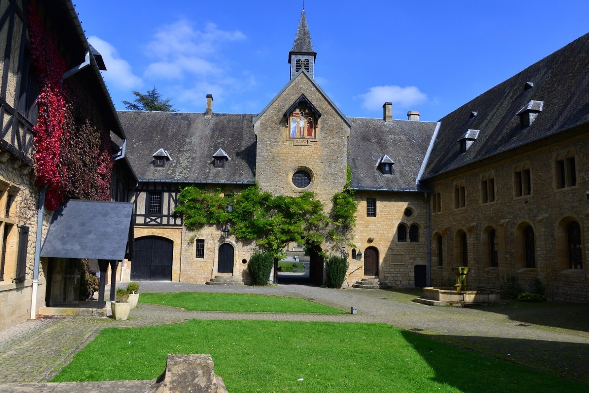 Het klooster van Orval | Foto | Abe & Wil reisblog.