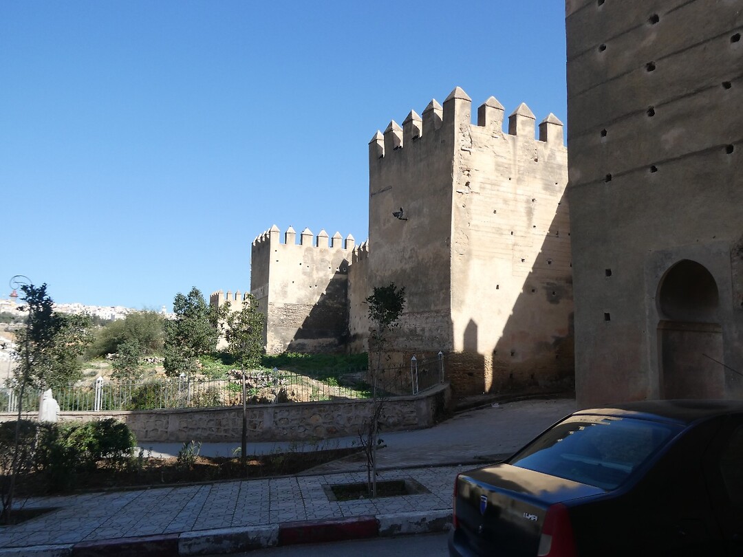 De muren om de oude medina van Fez | Foto | Annemiek Tubbing’s reisblog