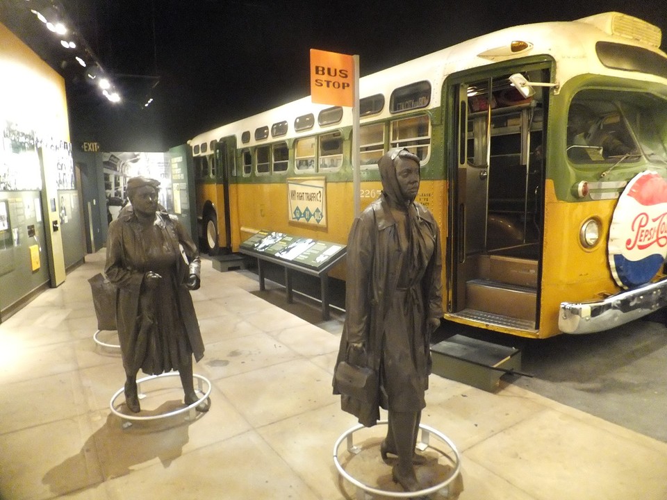 Rosa Parks bus @ Civil Rights museum | Foto | A Yurt Doesn't Hurt!