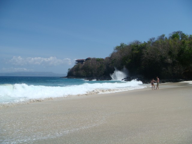 Nog een foto van ons Bounty strand in Padang Bay op Bali | Foto | Bart ...