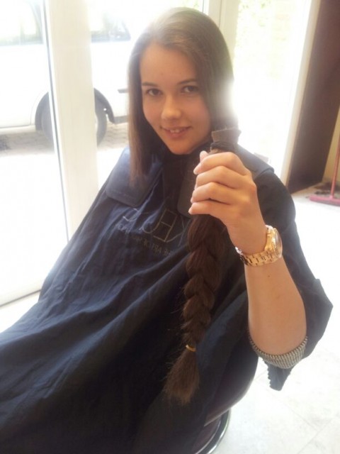 Bij Minaut, de kapster | Foto | Beaudine Prommenschenckel’s reisblog