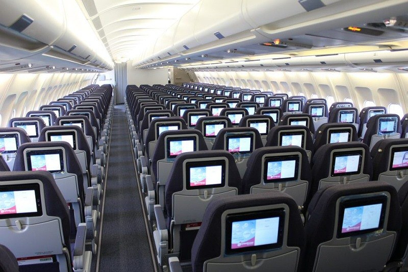 airbus-a330-200-interior | Foto | Clint & Corinne in Amerika