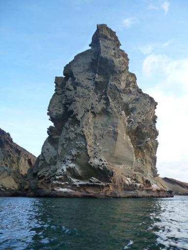 Mooie rots in water | Foto | Ponchos en panfluiten