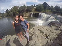 Waterfall at the Waitangi river 🛶 | Foto | Dutchies On Worldtour