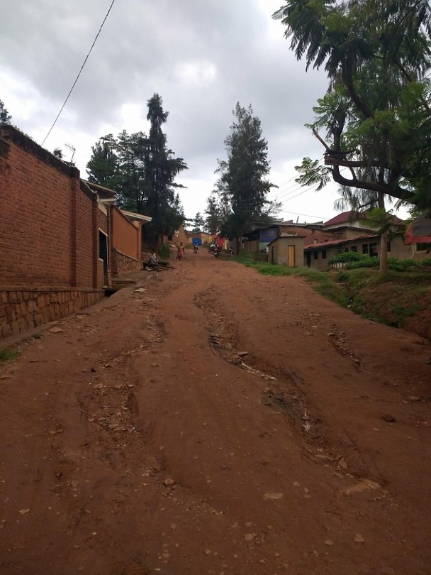 Weg naar Muhima hospital | Foto | Emmy en Yanaika in Rwanda