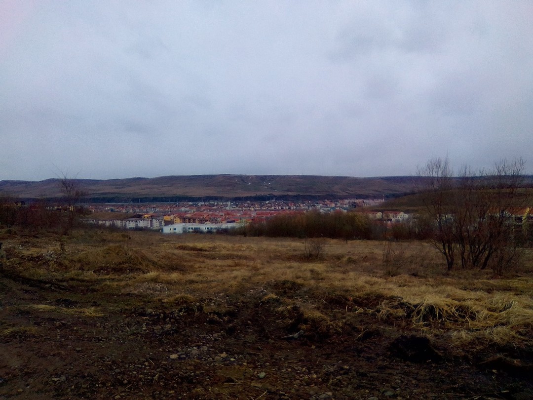uitzicht op Floresti | Foto | Reisblog van Teunieke