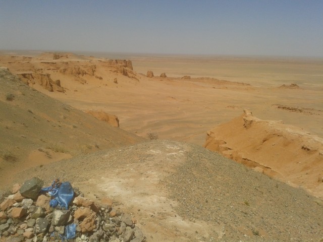 de 'flaming cliffs' | Foto | reisblog van ina