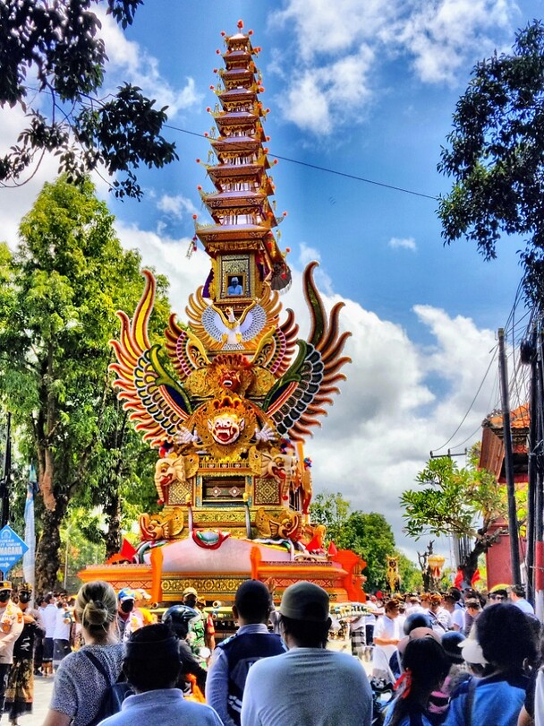 Crematie ceremonie | Foto | Ina van 't Pad’s reisblog