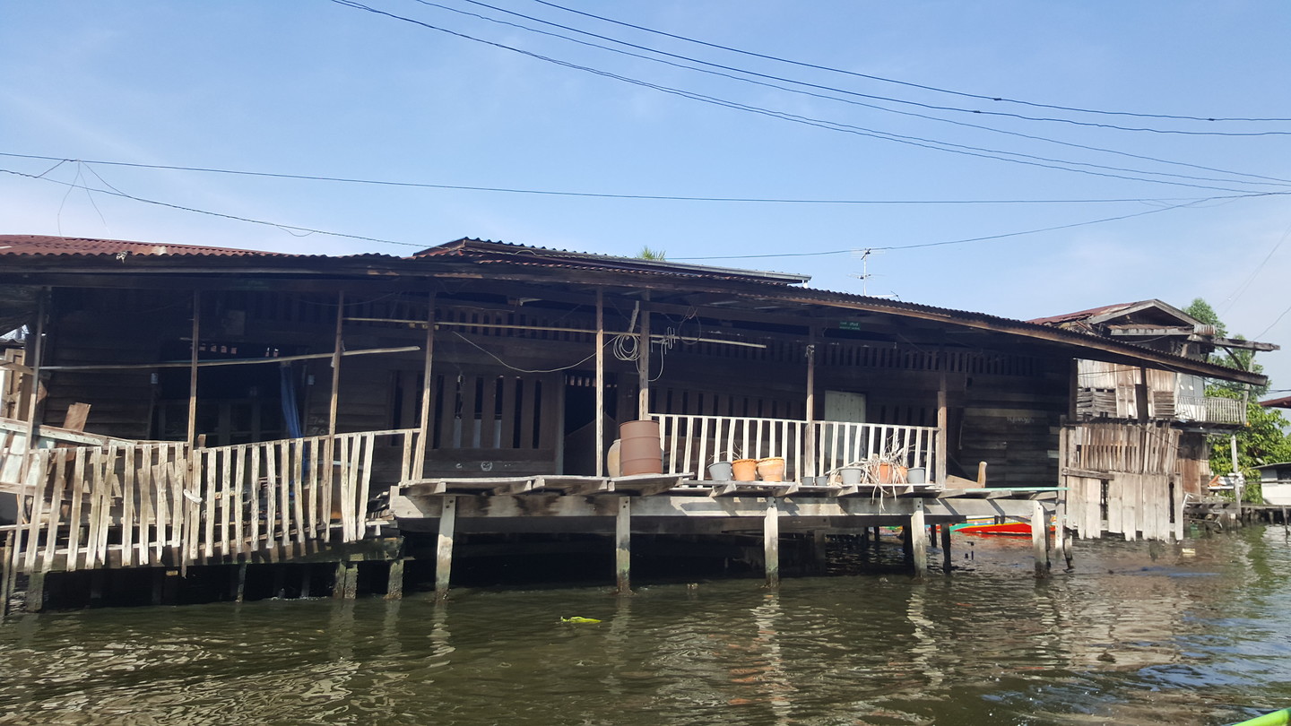 Huis op het water... | Foto | JaRi ’s reisblog
