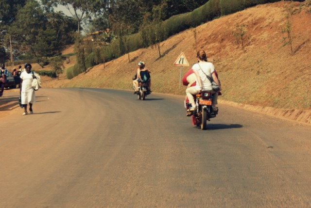 Eerste stuitbevalling & uitstapje naar Kumbo | Reisverhaal | Laura ...