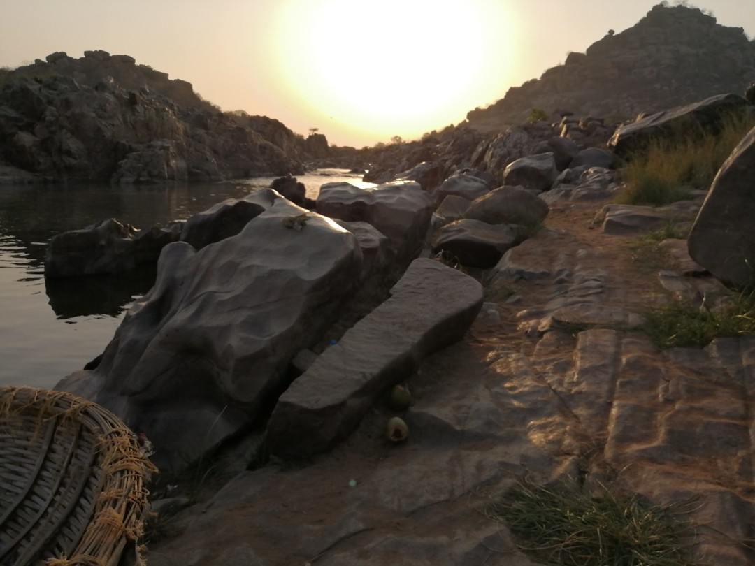 Hampi - sunset at the waterfall | Foto | Michiel’s reisblog