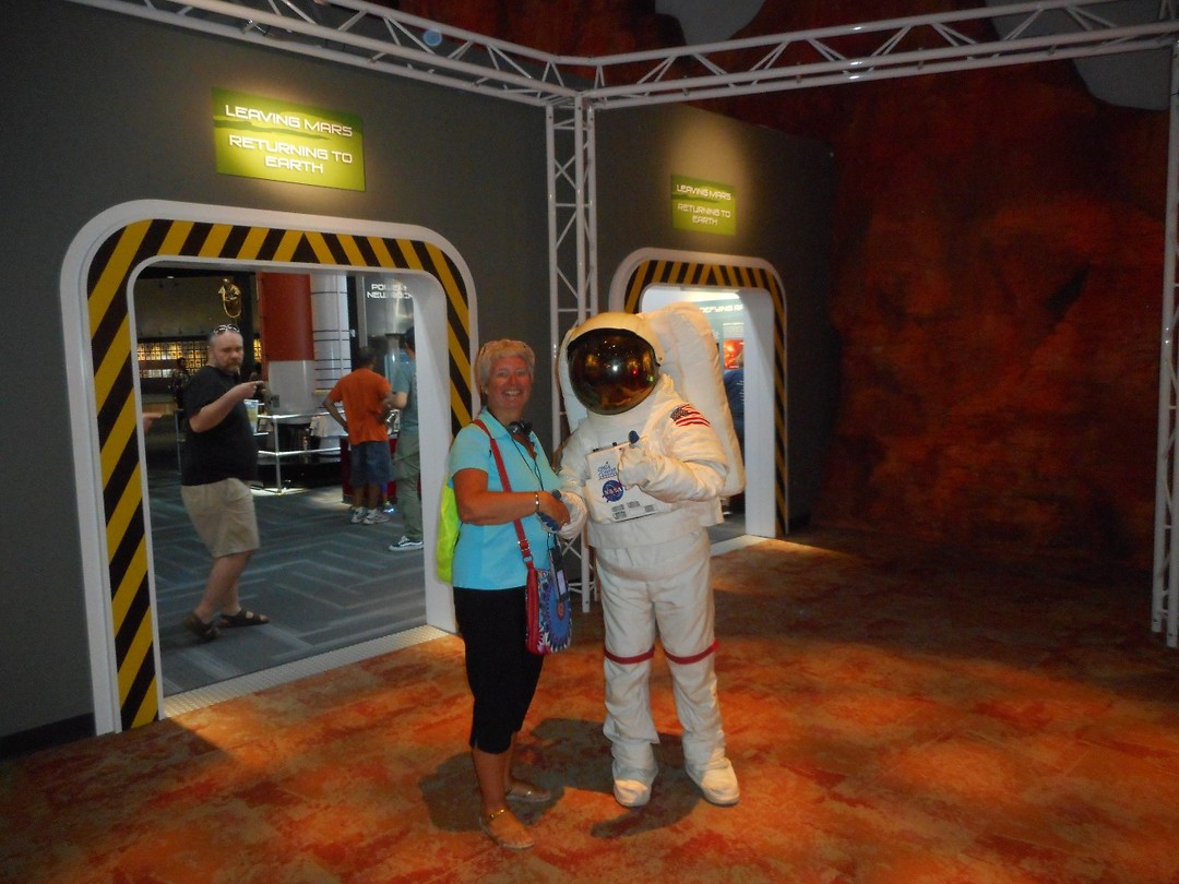 Kennismaking met de eerste ruimtereiziger | Foto | iepe en trijntsje ...