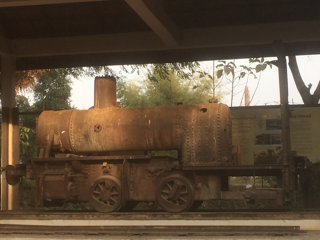 De locomotief uit een ver verleden... | Foto | Nel en John van Loon’s ...