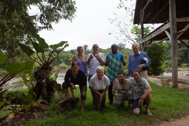 vogeltjesmarkt in Paramaribo en Schildpadden spotten Galibi ...