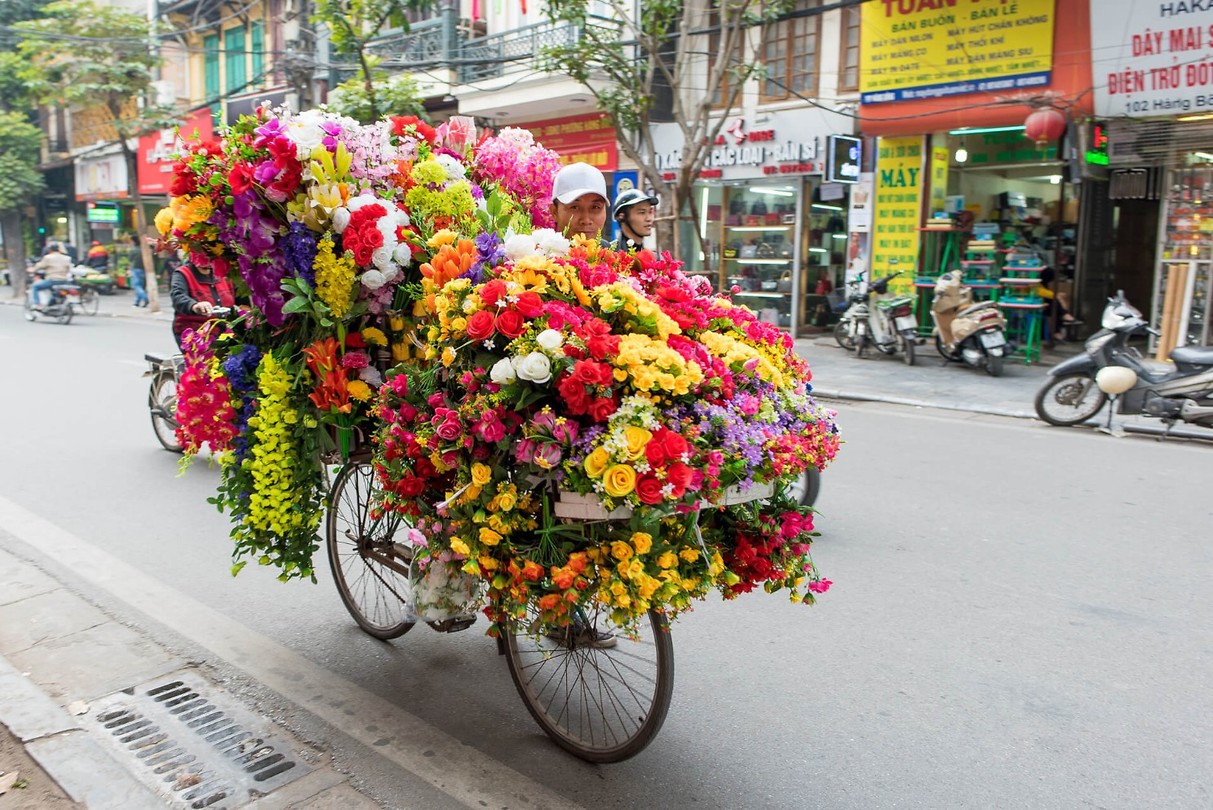 Vietnam-Hanoi-Streets-Flowers | Foto | Ralph Velberg’s reisblog