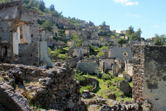 Kaya Koya, spookstad met nog wel wat kleuren | Foto | RiFra’s reisblog