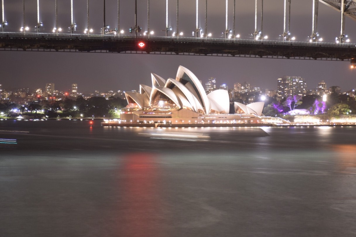 Het mooiste plaatje vanaf ons appartement, Sydney Opera House en de ...
