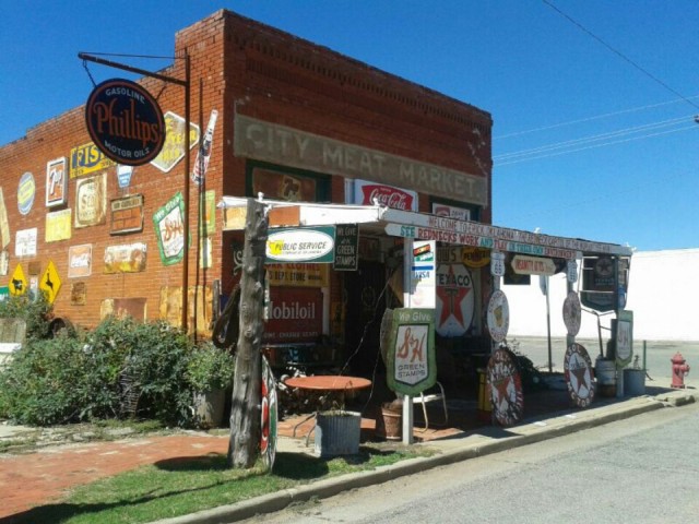 Erick, Oklahoma; the redneck capitol of the world | Foto | Roger en ...