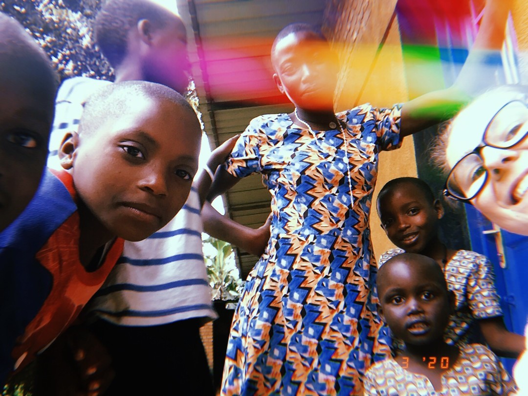 Dagelijkse bezoekers aan onze kamers | Foto | Marte en Marie in Rwanda