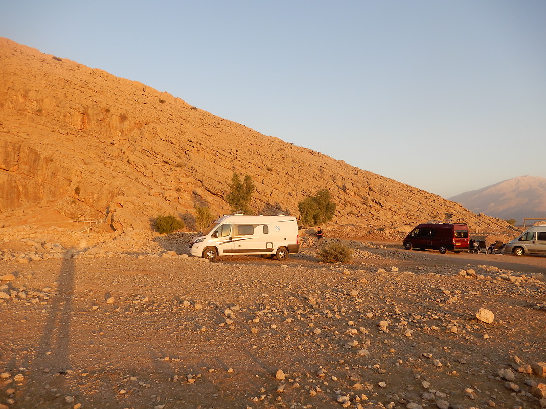 Slaapplaats bij Izeh in avondzon | Foto | Gert-Jan Stolk’s reisblog