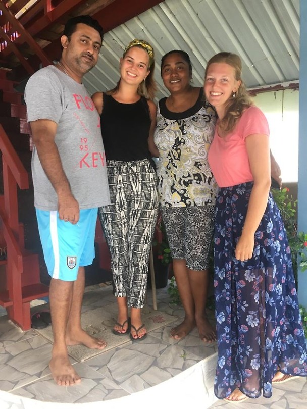 MMC: Mungra Medisch Centrum | Foto | Suus & Es in Suri