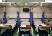 Floating hospital | Reisverhaal | Suzanne's reisblog