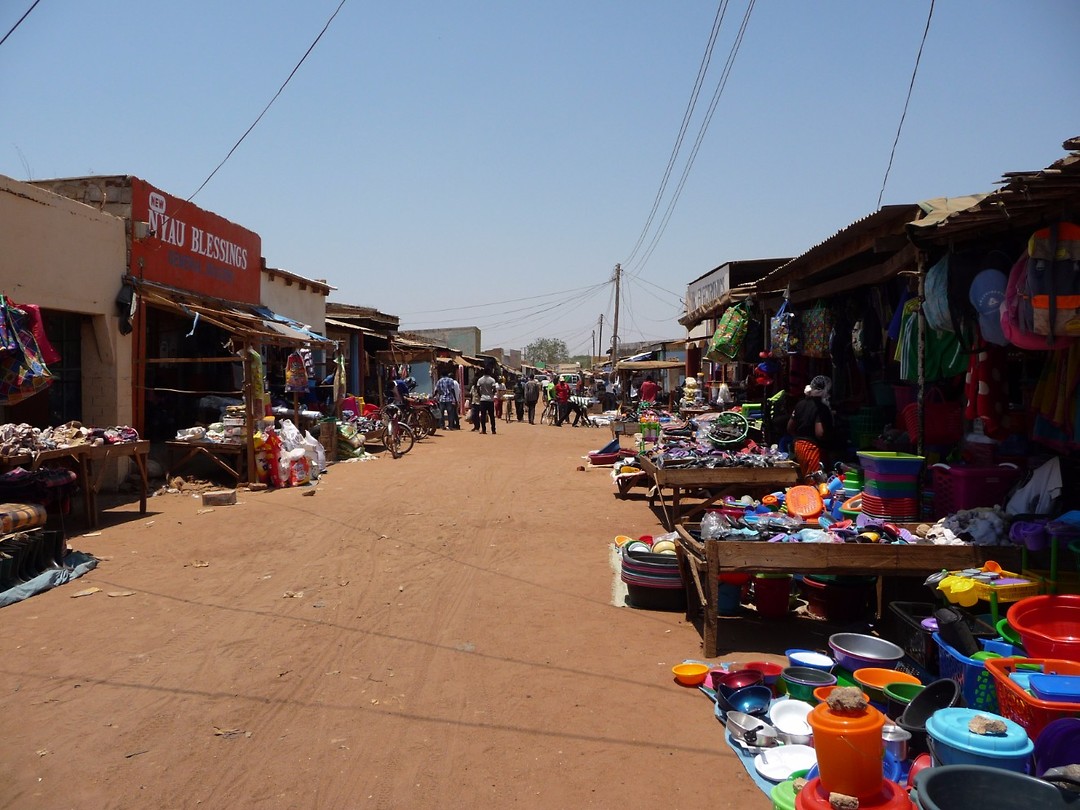 hoofdstraat Katete, zullen we gaan missen | Foto | Threes en Leopolds ...