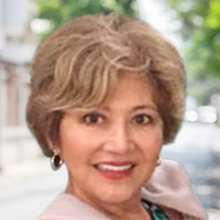 Myrna Anover | Licensed Associate Real Estate Broker | Level Group