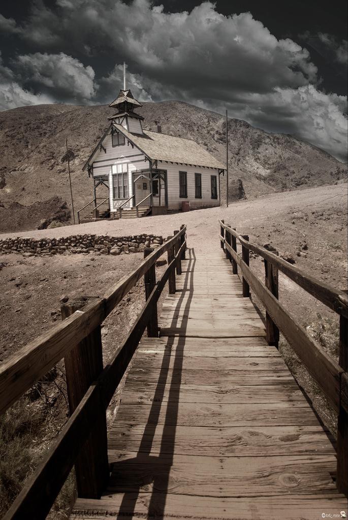 10 Most Haunted Camp Sites in California