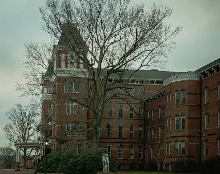 10 Most Haunted Insane Asylums in America