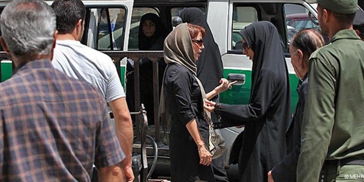 بالاترین فرماندهی انتظامی برای تحمیل حجاب اجباری باز هم خط و نشان کشید