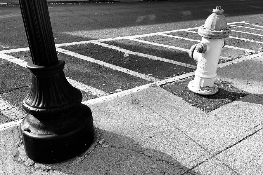 Your Move by Henry Neimark | Black & White Magazine | For Collectors of ...