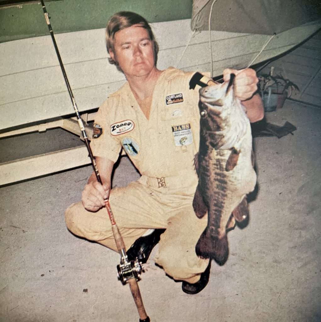 Bass Writer Larry Larsen - Bass Fishing Archives Friday Finale
