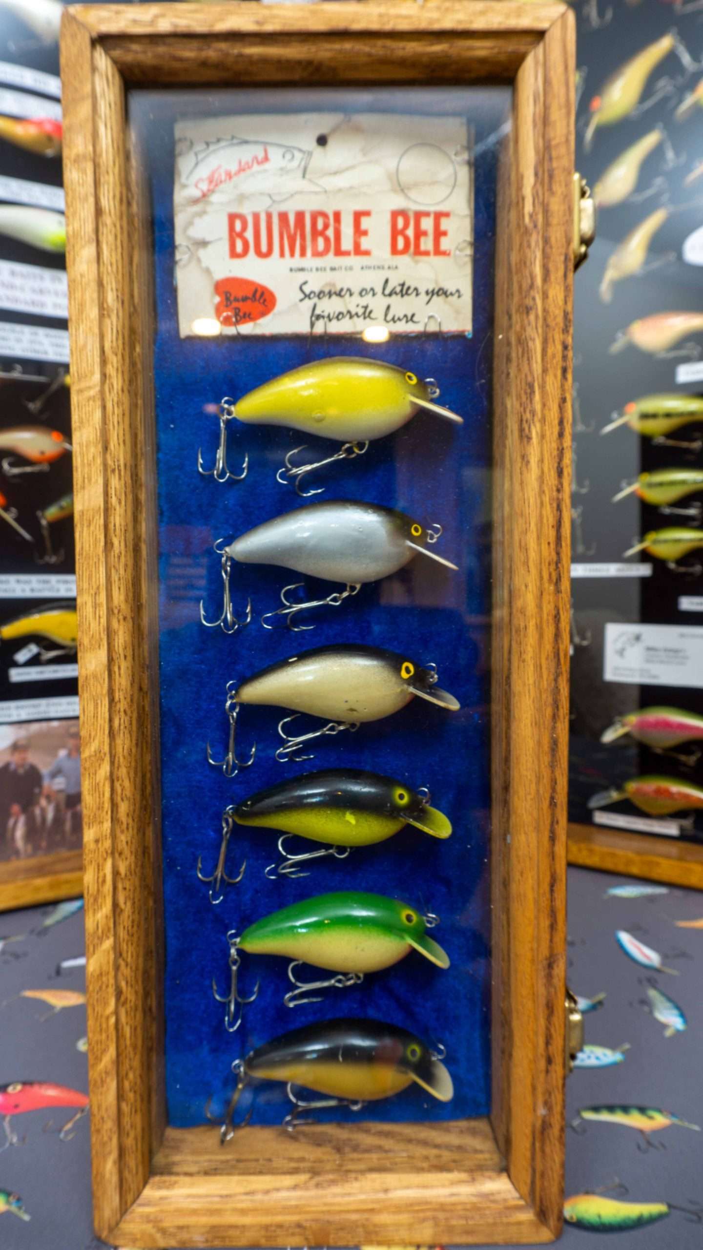 The Bumble Bee Bee-O - Bass Fishing Archives Tackle History