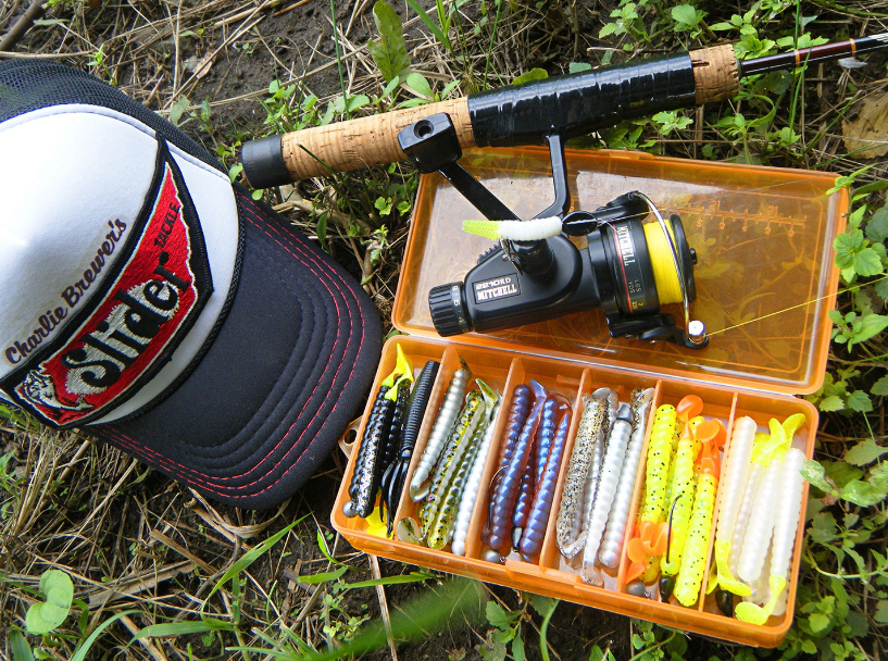 Charlie Brewer’s Slider Fishing Now - Bass Fishing Archives Tackle History