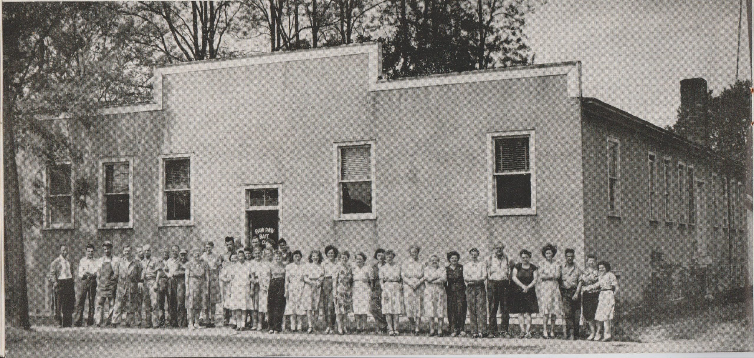 Inside the Paw Paw Bait Company - Bass Fishing Archives Tackle History