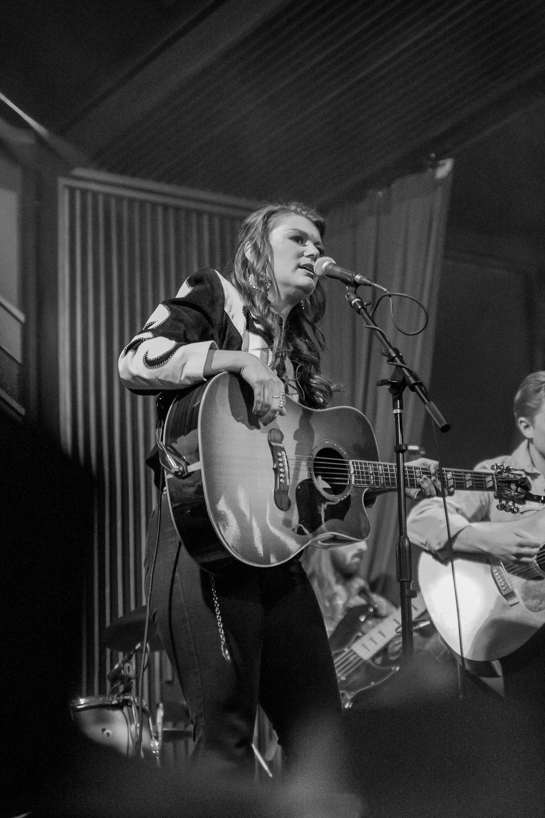 Mae Estes on Tour